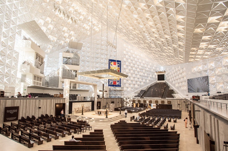 Christ Cathedral, Garden Grove, CA