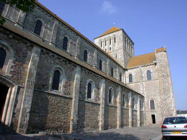 Église Abbatiale de la Sainte-Trinité, Lessay, France